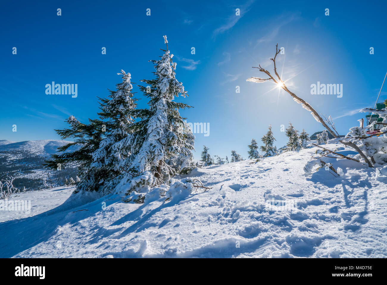 Beautiful winterscape hi-res stock photography and images - Alamy