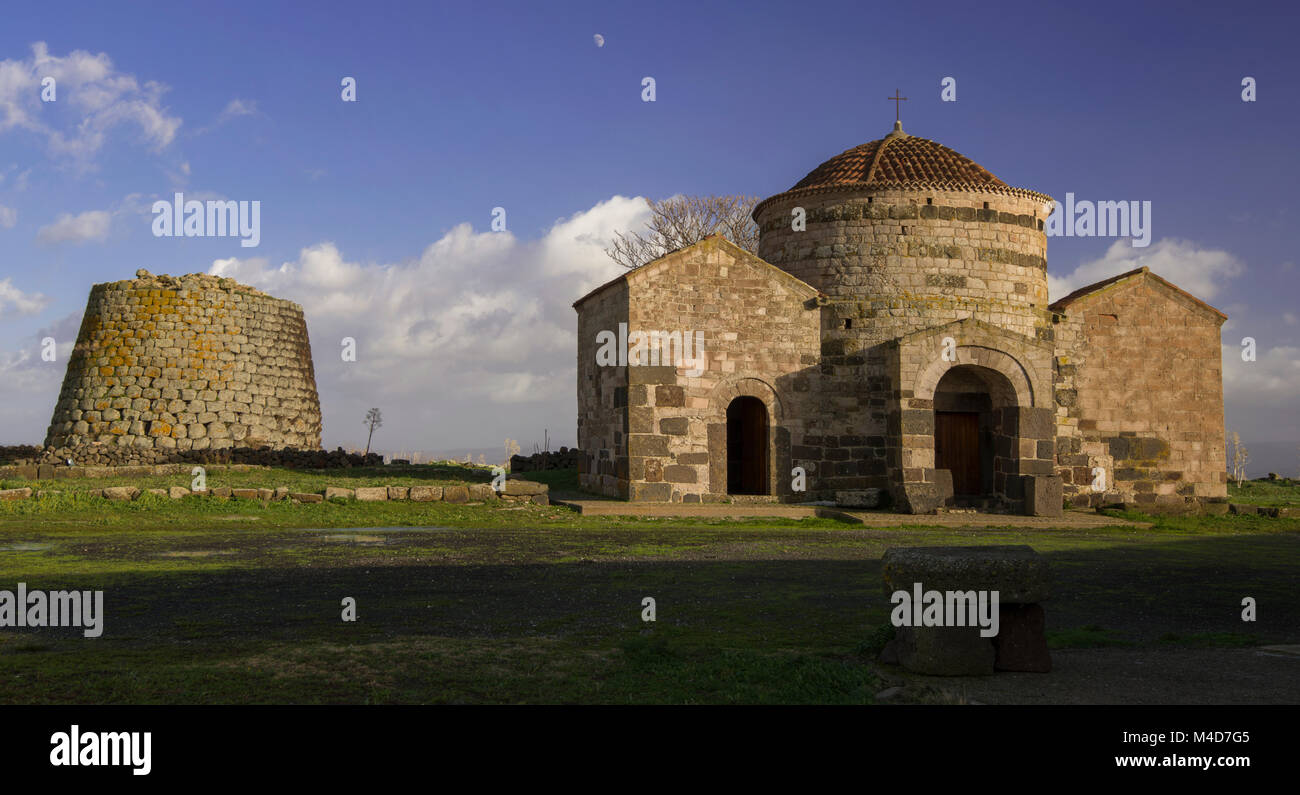 chiesa di santa sabina, nuraghe (silanus, sardinia Stock Photo - Alamy