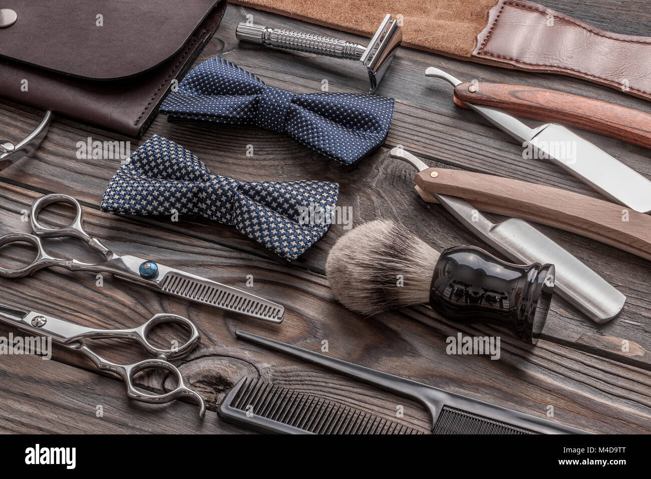 Vintage barber shop tools on wooden background Stock Photo - Alamy
