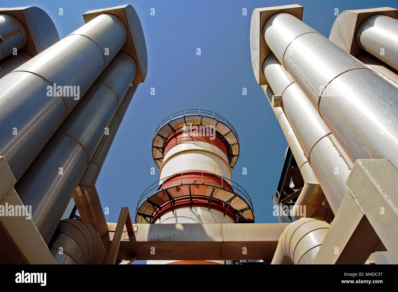 Gas station bahrain hi-res stock photography and images - Alamy