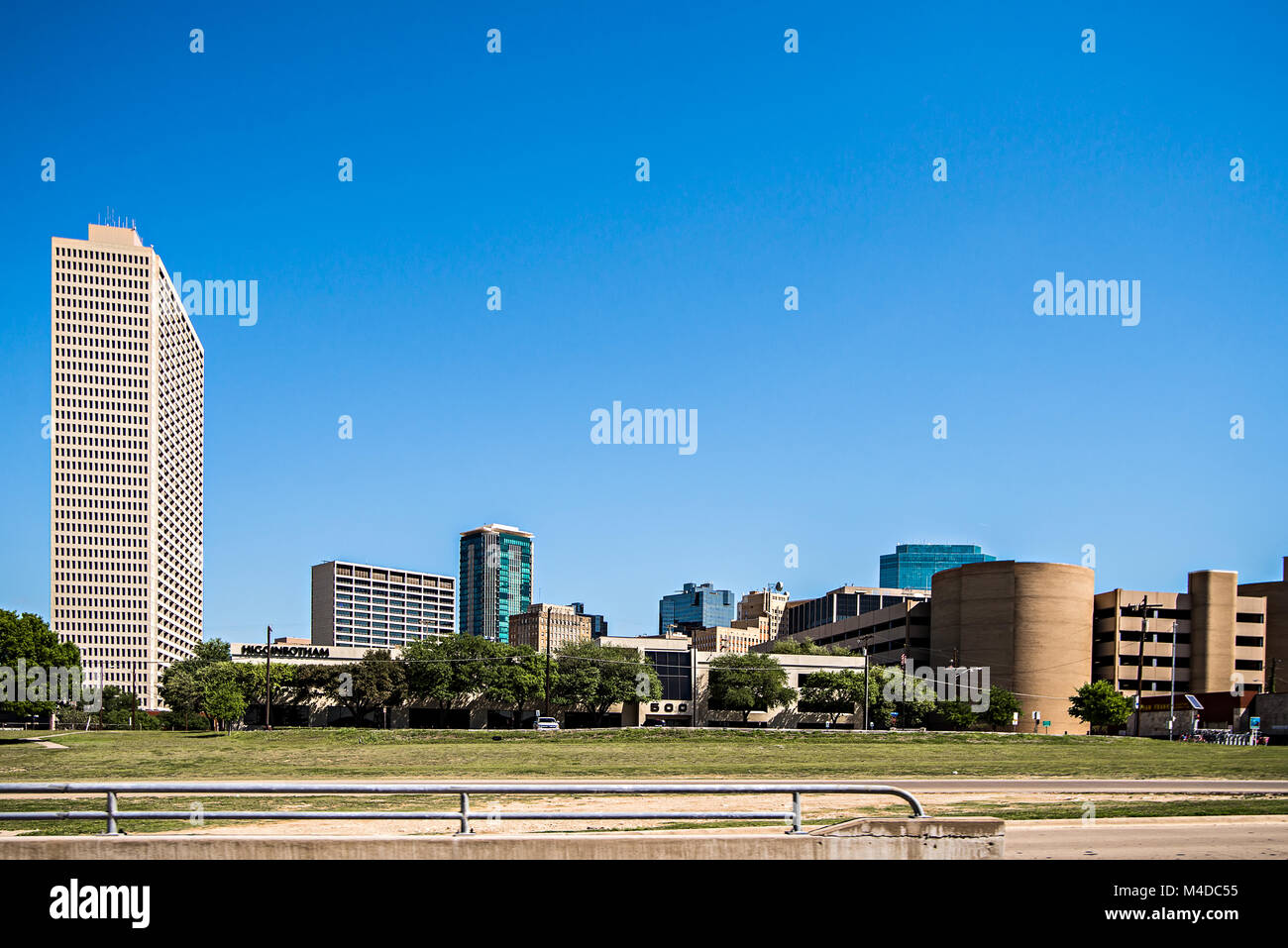 Fort worth skyline hi-res stock photography and images - Alamy