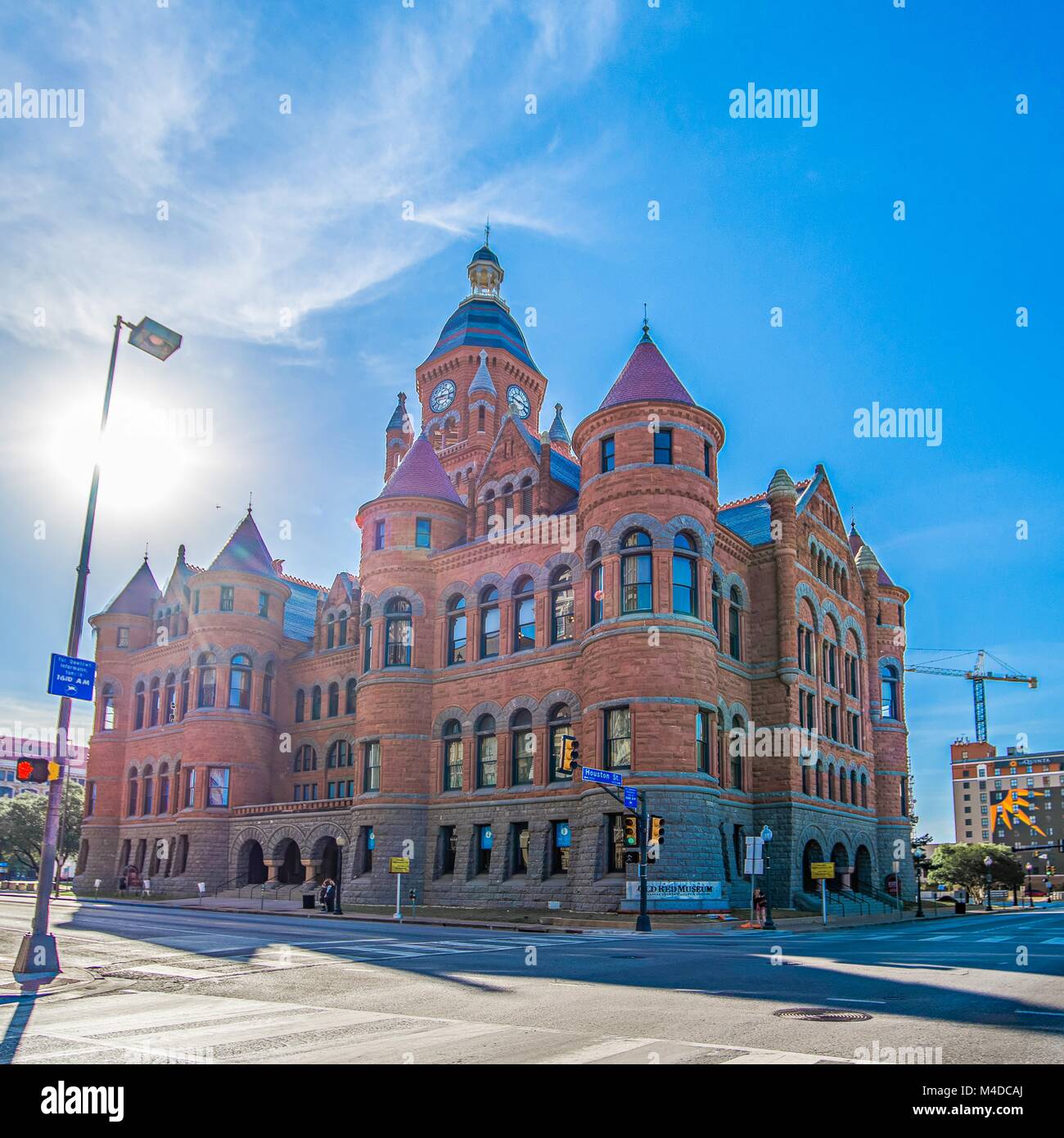 Downtown dallas skyline view hi-res stock photography and images - Alamy