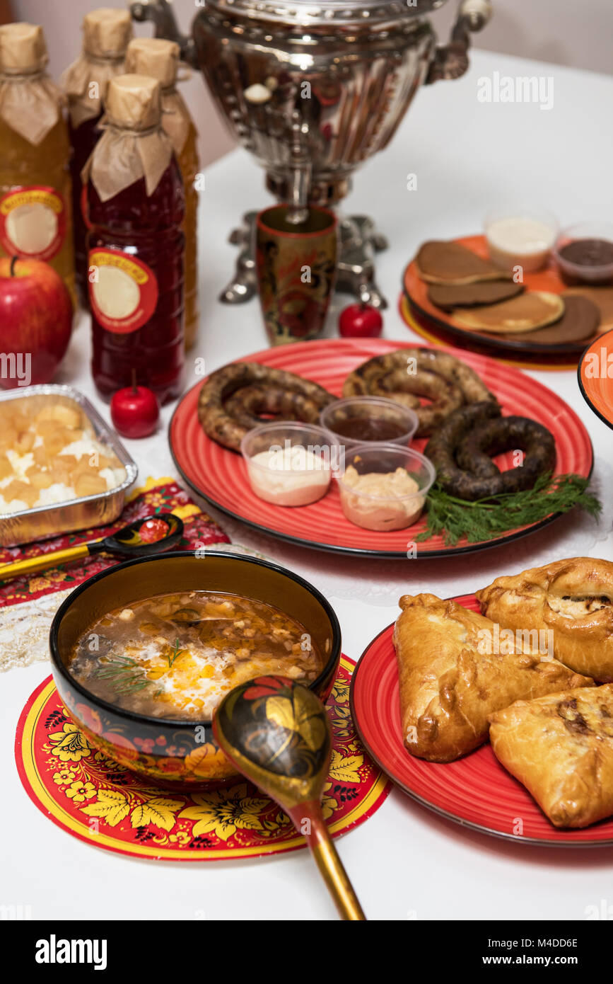 Russian table with food Stock Photo - Alamy