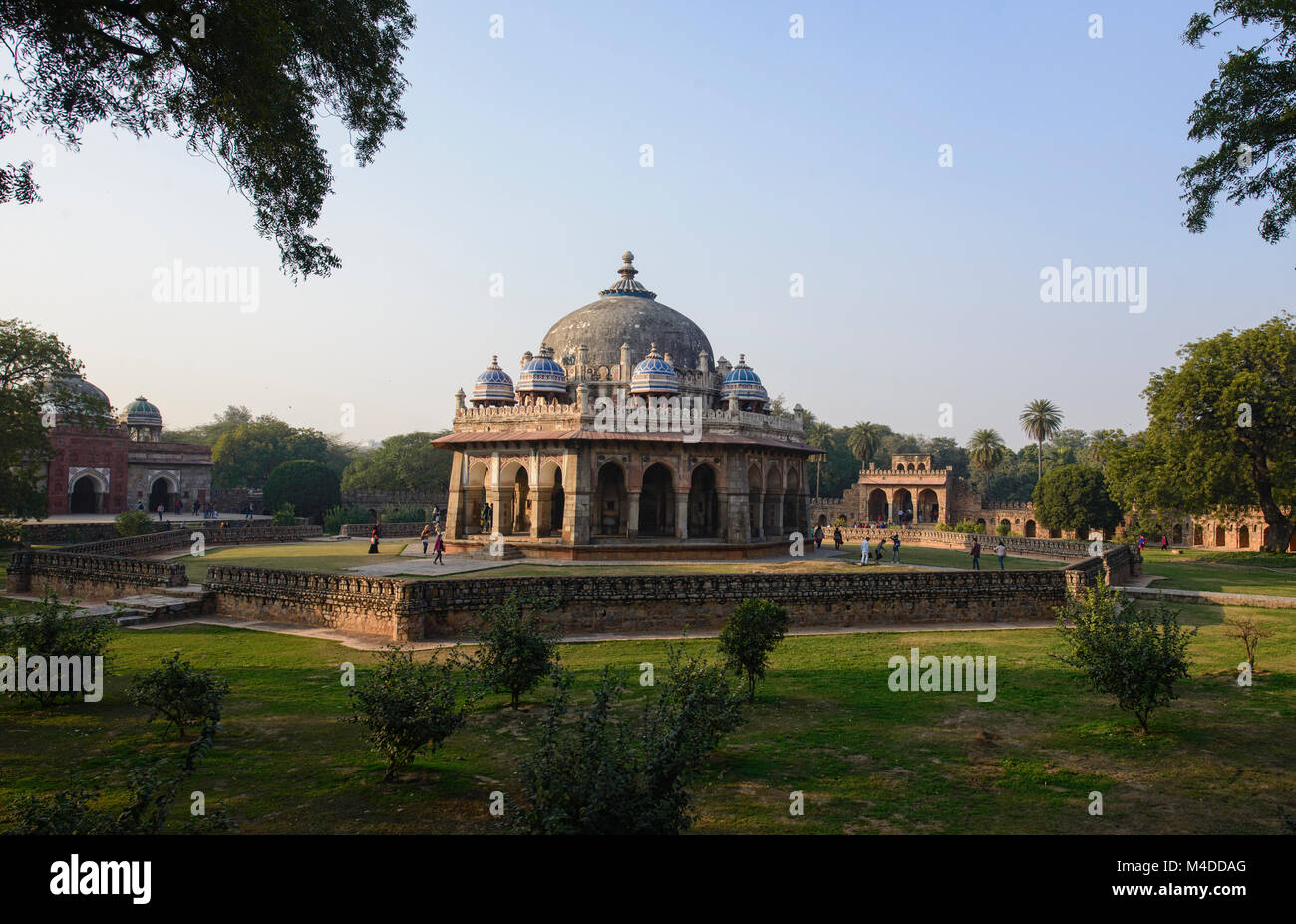 Isa Khan's tomb at the Mughal Emperor Humayum's Tomb complex, Delhi ...