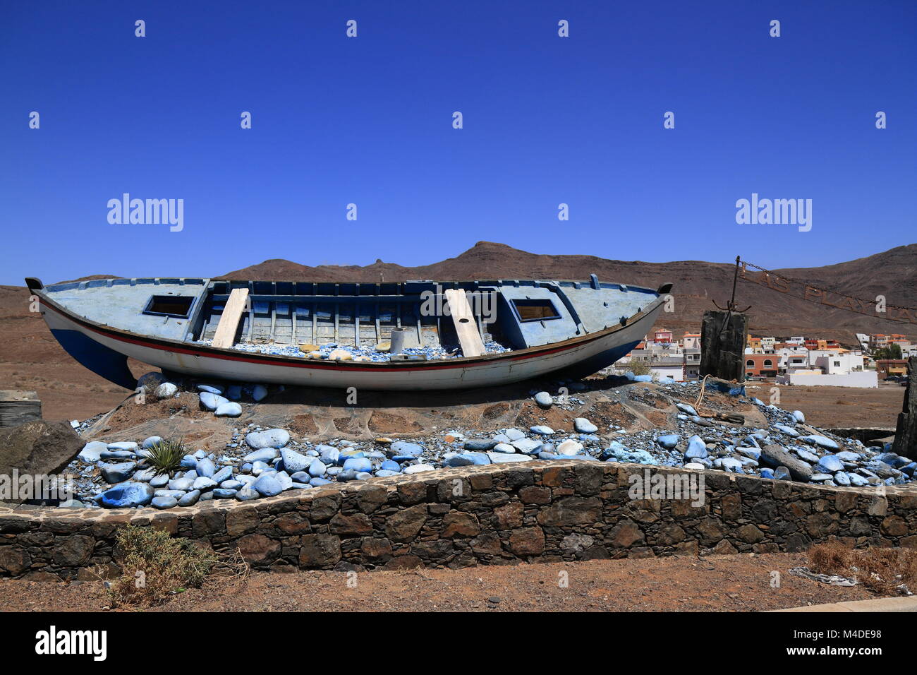 Boat skeleton hi-res stock photography and images - Alamy