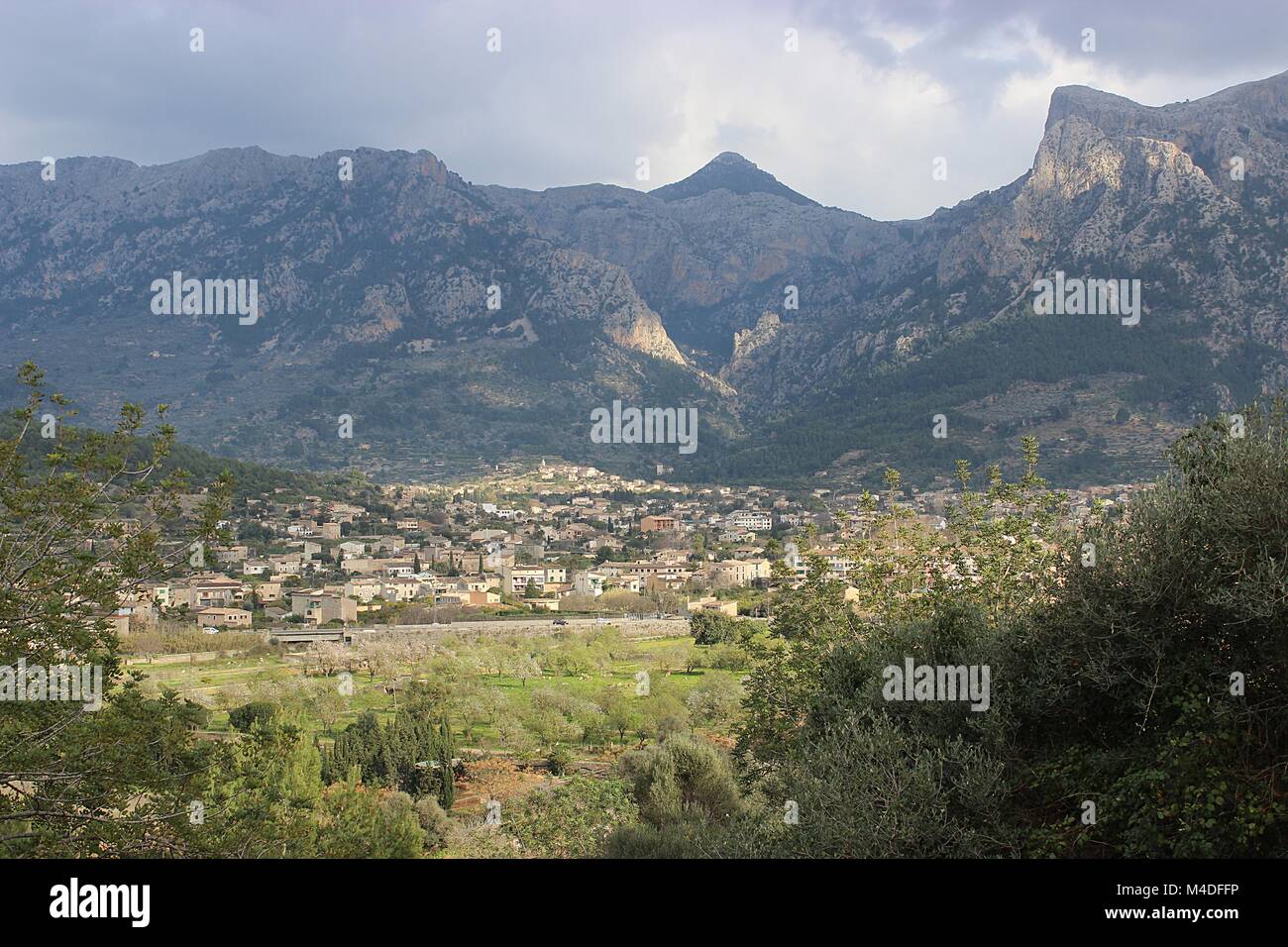 Tramuntanagebiet hi-res stock photography and images - Alamy