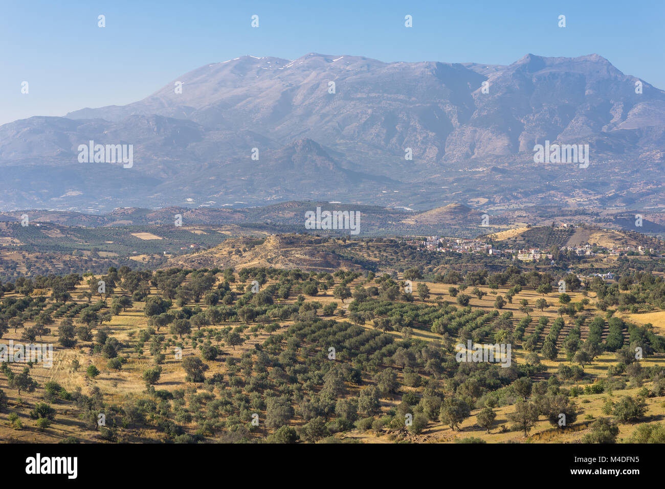 Messara plain and IDA mountain range on Crete Stock Photo - Alamy