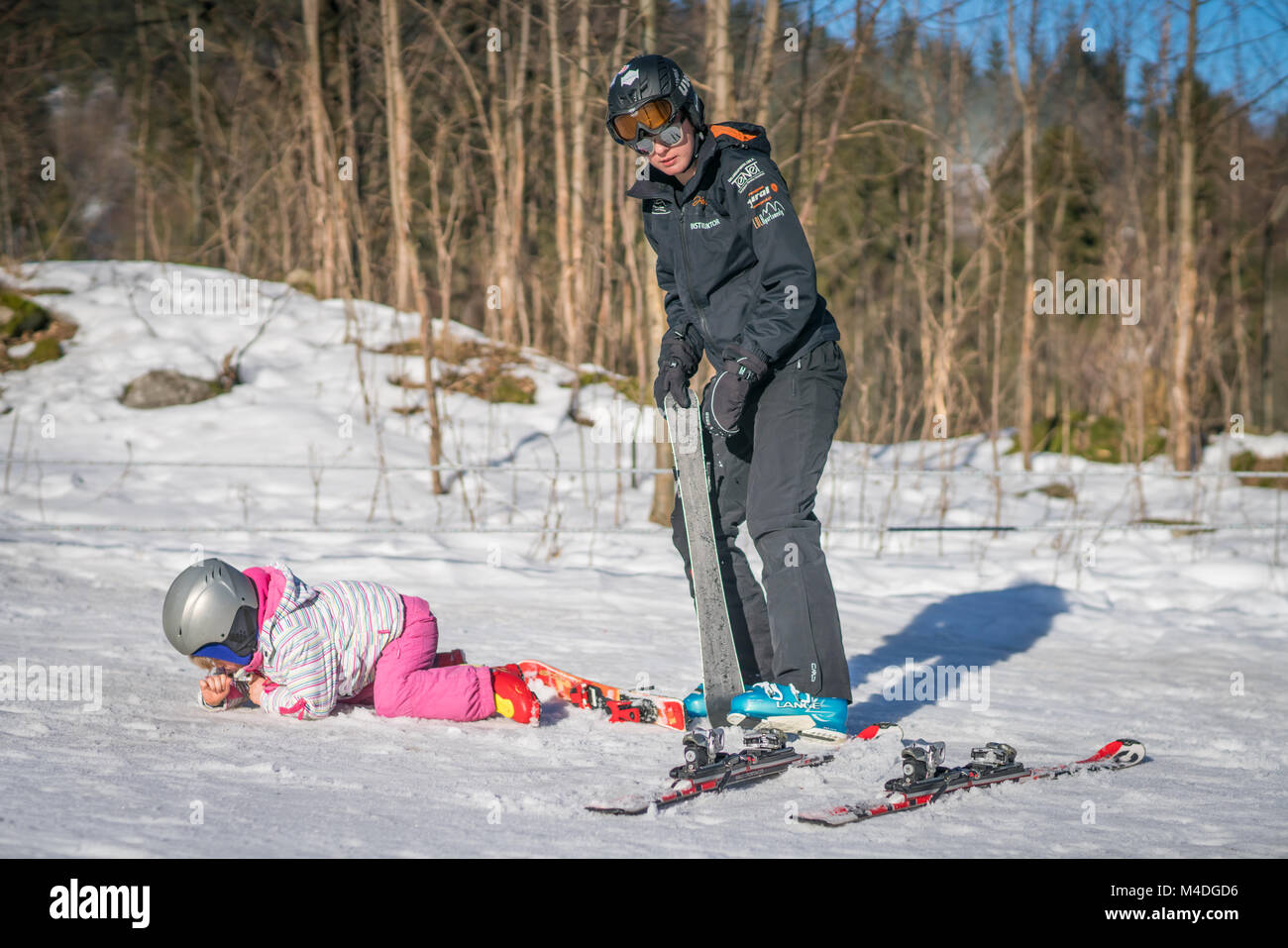 Woman ski learning lesson hi-res stock photography and images - Alamy