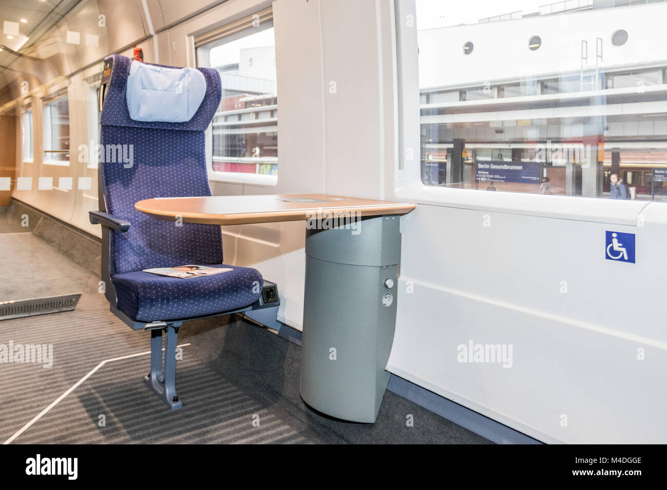 Ice3 trains hi-res stock photography and images - Alamy