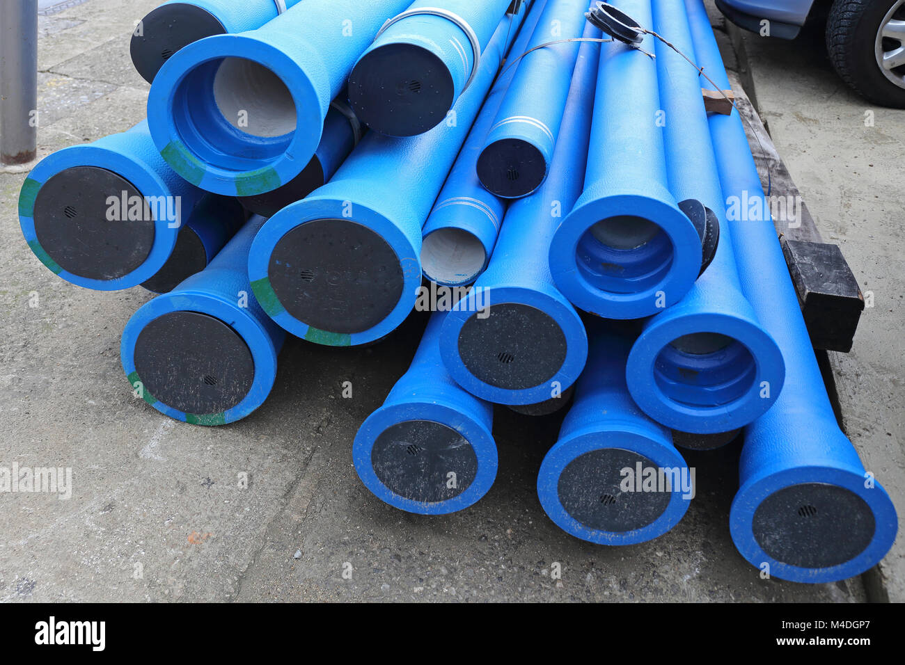 Blue mains pipe hi-res stock photography and images - Alamy