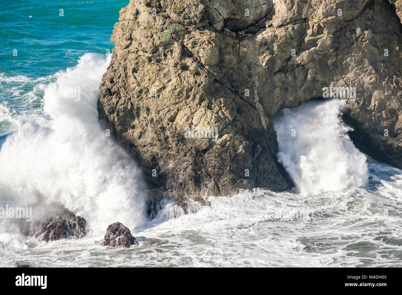 Arch rock oregon hi-res stock photography and images - Alamy