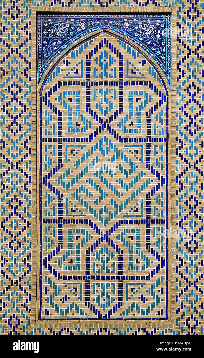 Old Eastern mosaic on the wall, Uzbekistan Stock Photo - Alamy