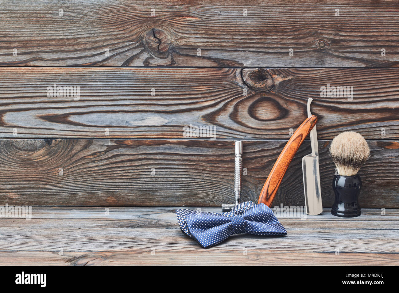 Vintage barber shop tools on wooden background Stock Photo - Alamy