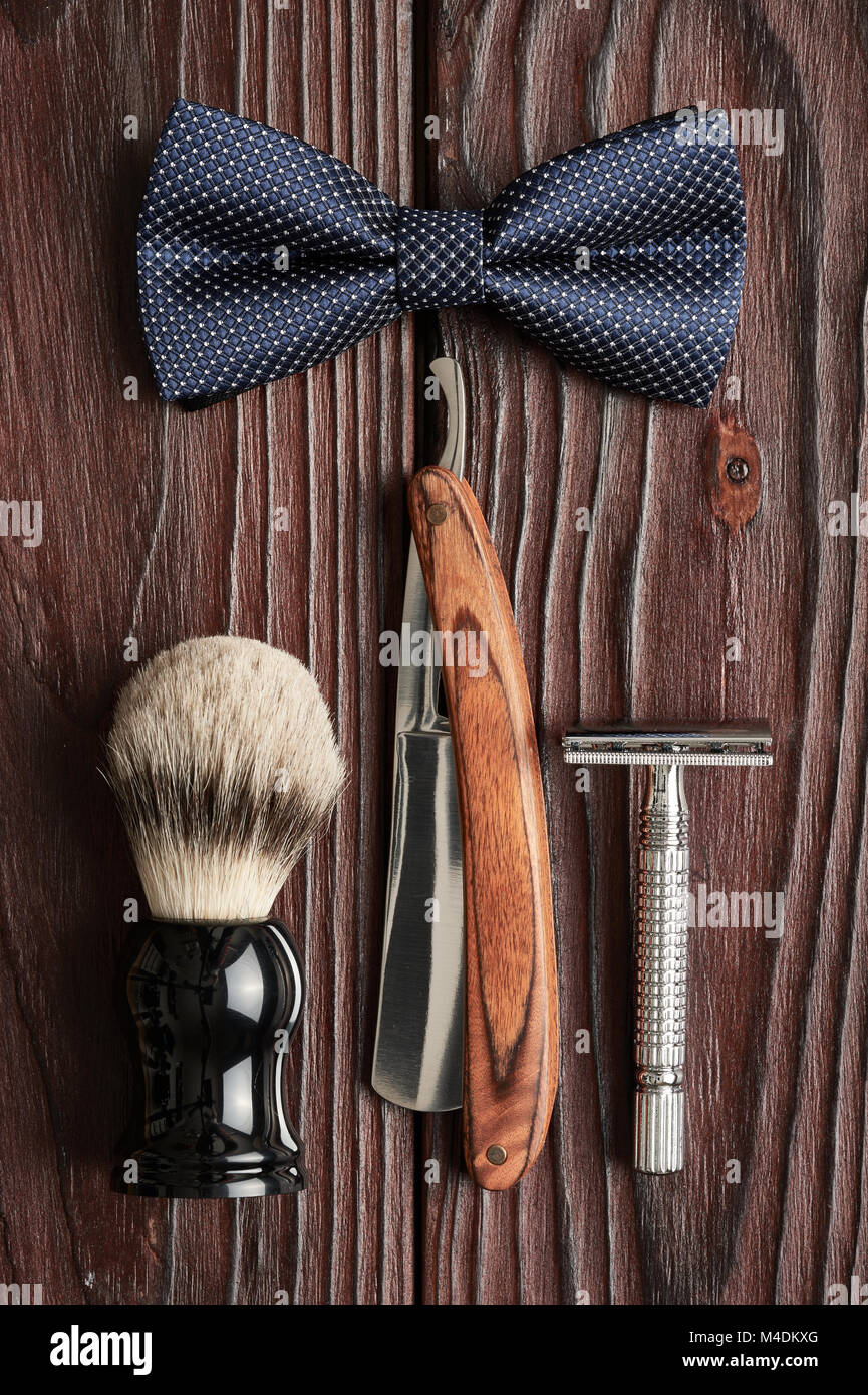 Vintage barber shop tools on wooden background Stock Photo - Alamy