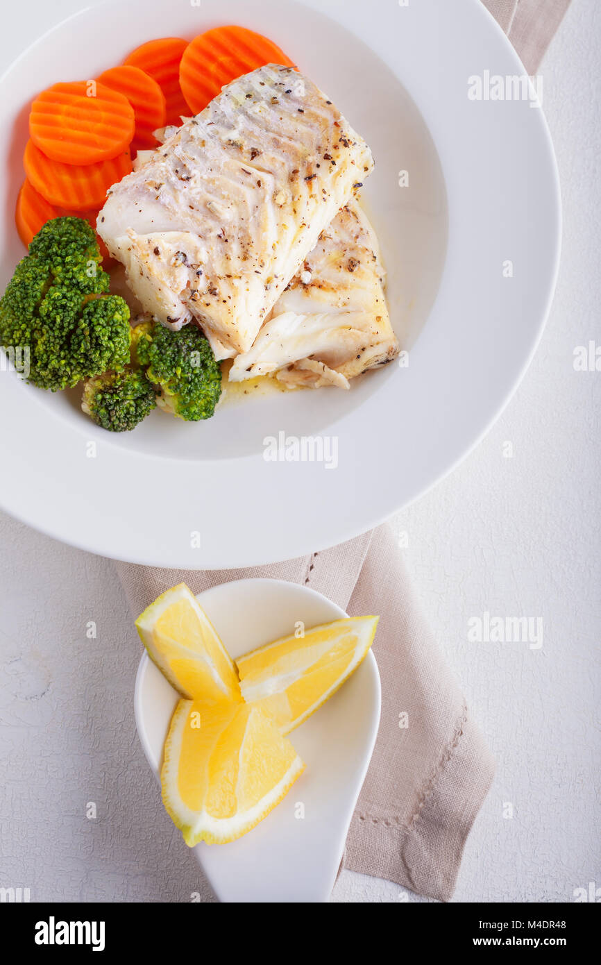 Steamed cod vegetables hi-res stock photography and images - Alamy