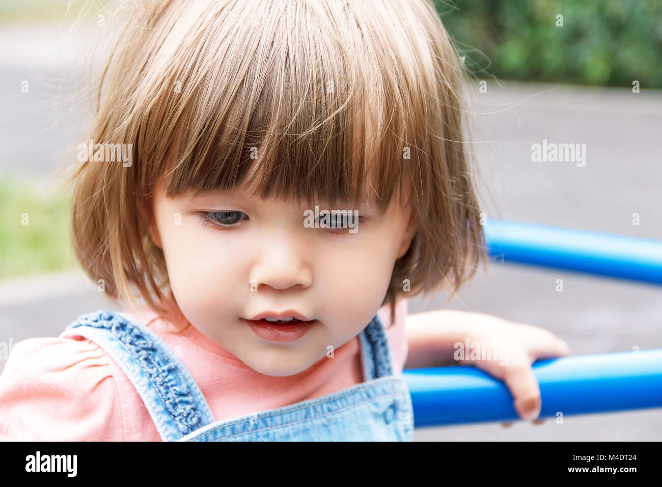 Short hair girl hi-res stock photography and images - Alamy