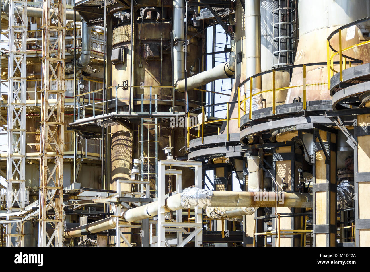 Russian oil refinery hi-res stock photography and images - Alamy