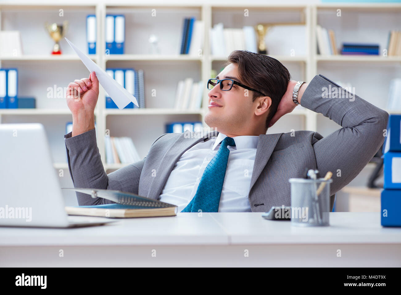 Office emp hi-res stock photography and images - Alamy