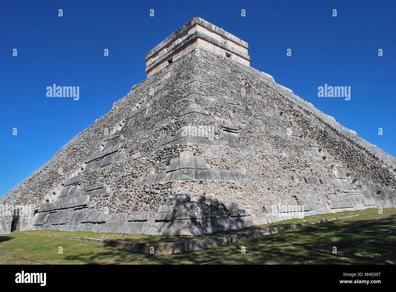 Temple at Chichen Itza Stock Photo - Alamy