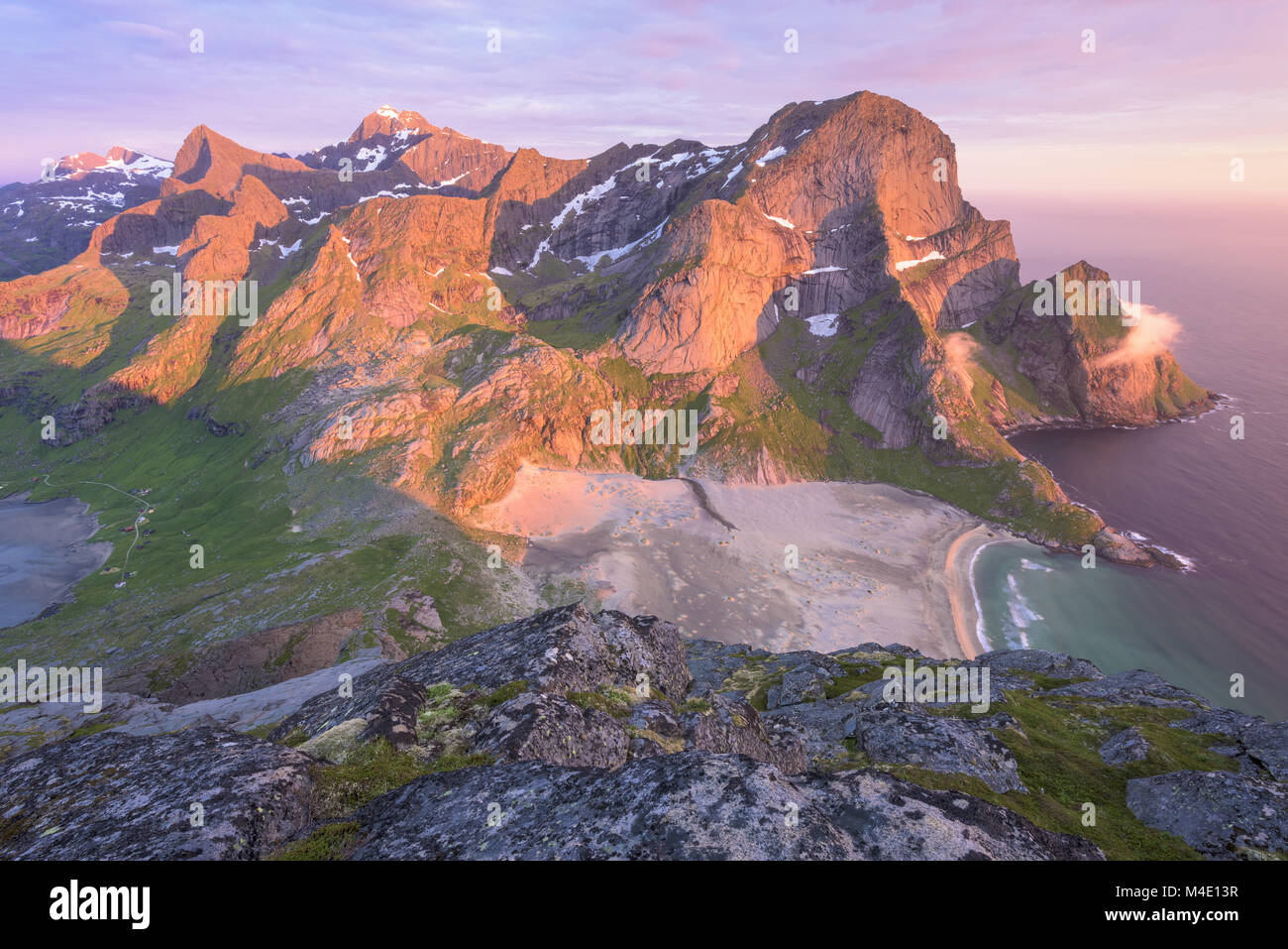 Evening mood, Buneset, Moskenesoeya, Lofoten, Norway Stock Photo - Alamy