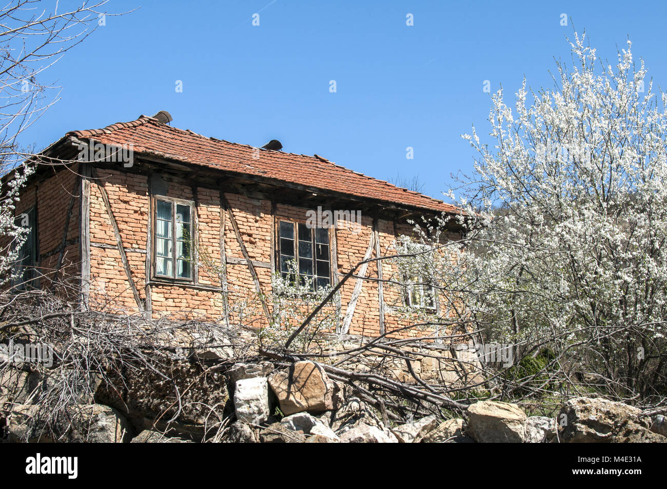 Jerry build hi-res stock photography and images - Alamy