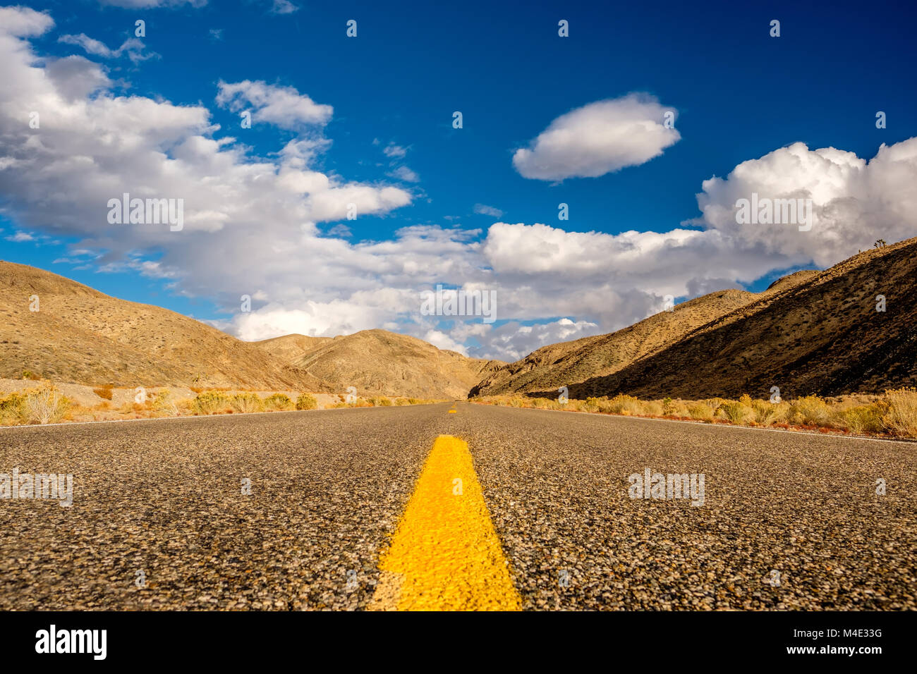 Open highway in California Stock Photo - Alamy