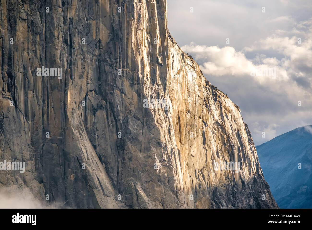 El Capitan rock in Yosemite National Park Stock Photo - Alamy