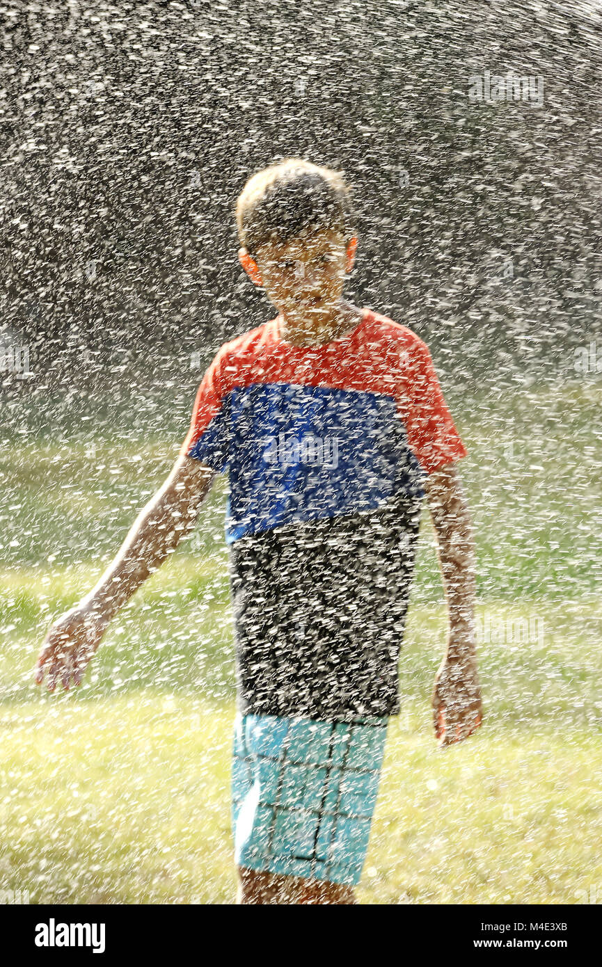 Sprinkler jets hi-res stock photography and images - Alamy