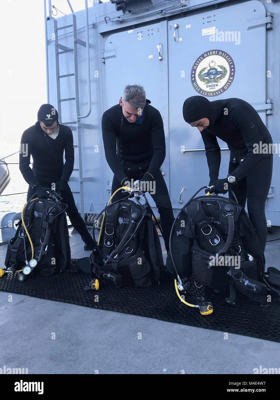 BLACK SEA (February 6, 2018) Mine clearance divers aboard Standing NATO ...