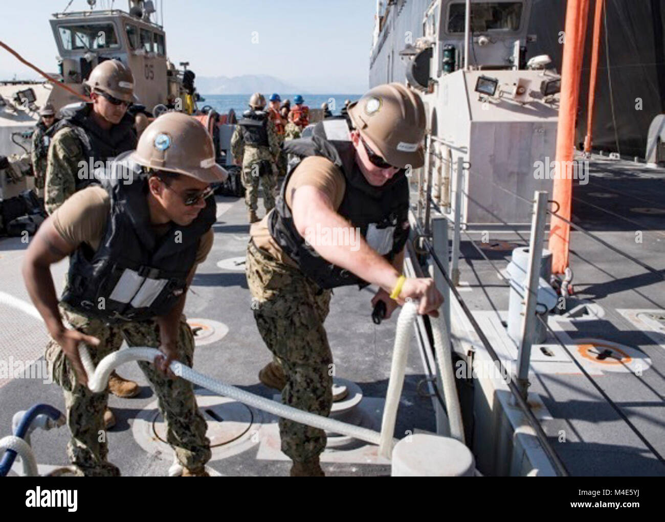 FUJAIRAH, United Arab Emirates (Jan. 18, 2018) U.S. Navy Sailors ...