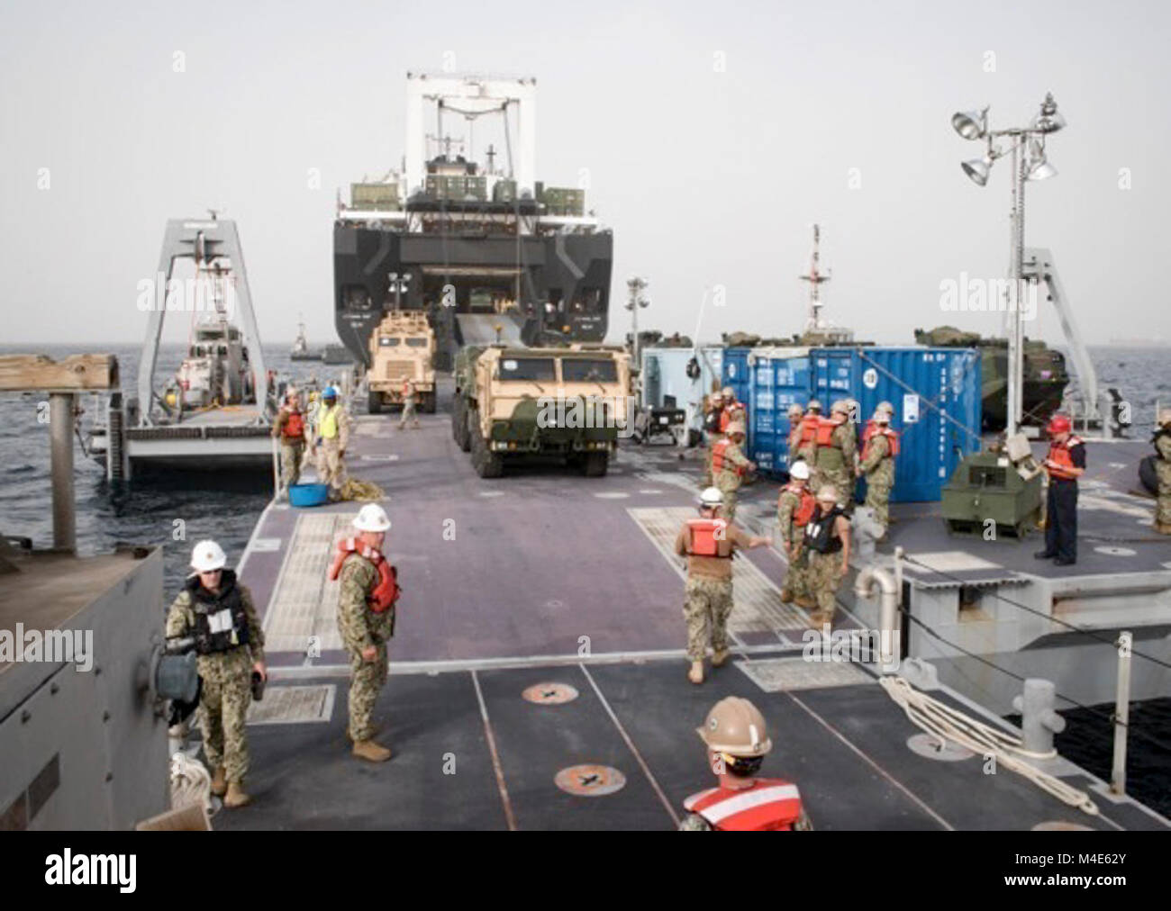 U.S. 5TH FLEET AREA OF OPERATIONS (Jan. 21, 2018) U.S. Navy Sailors ...