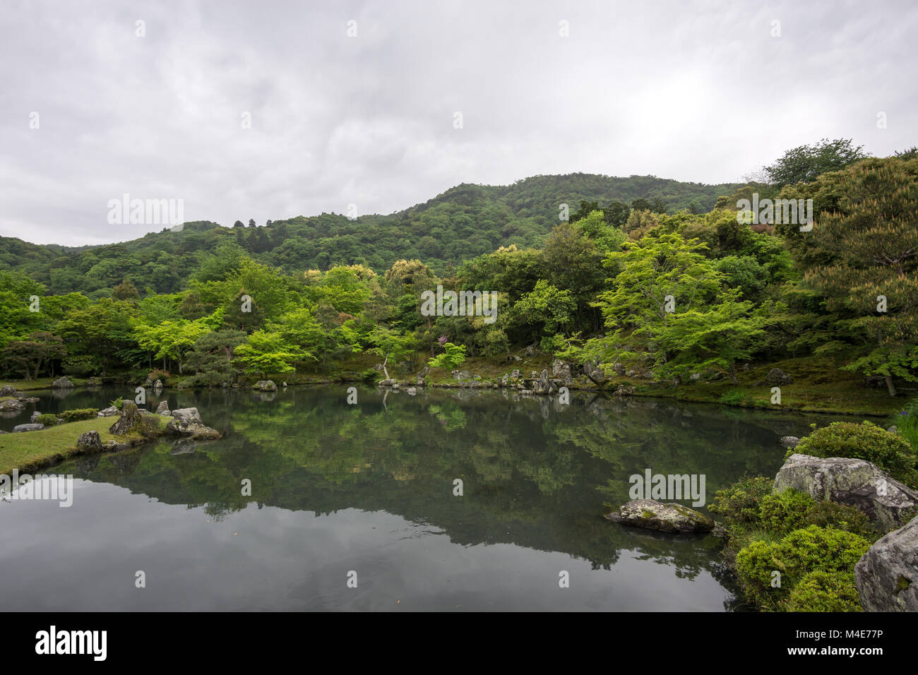 tenryuji temple garden Stock Photo - Alamy