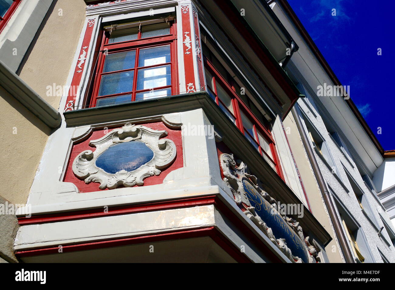 Oriel decoration hi-res stock photography and images - Alamy