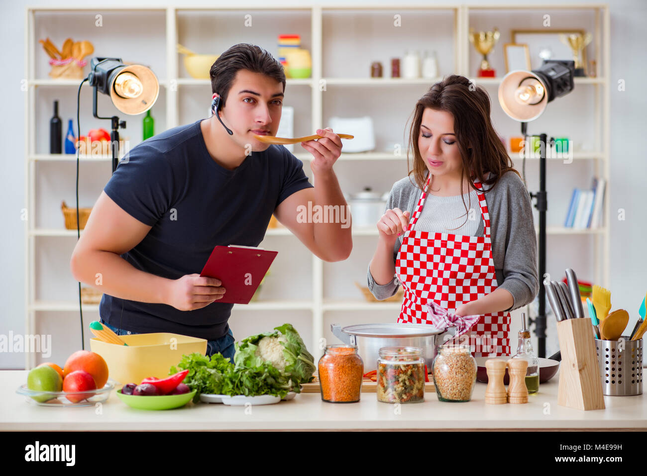 Food cooking tv show in the studio Stock Photo - Alamy