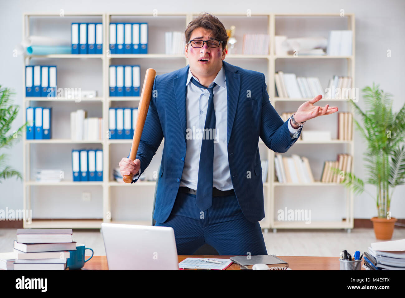 Angry aggressive businessman in the office Stock Photo - Alamy