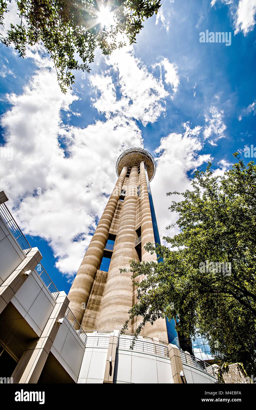Reunion tower hi-res stock photography and images - Alamy
