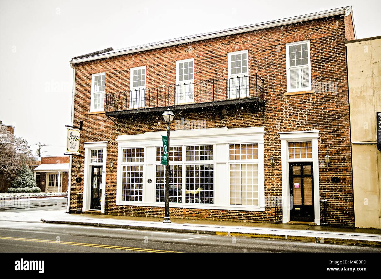 Downtown york south carolina white hi-res stock photography and images ...