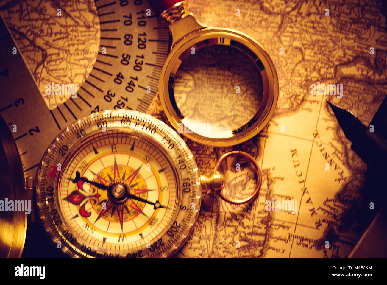 Brass compass cover hi-res stock photography and images - Alamy