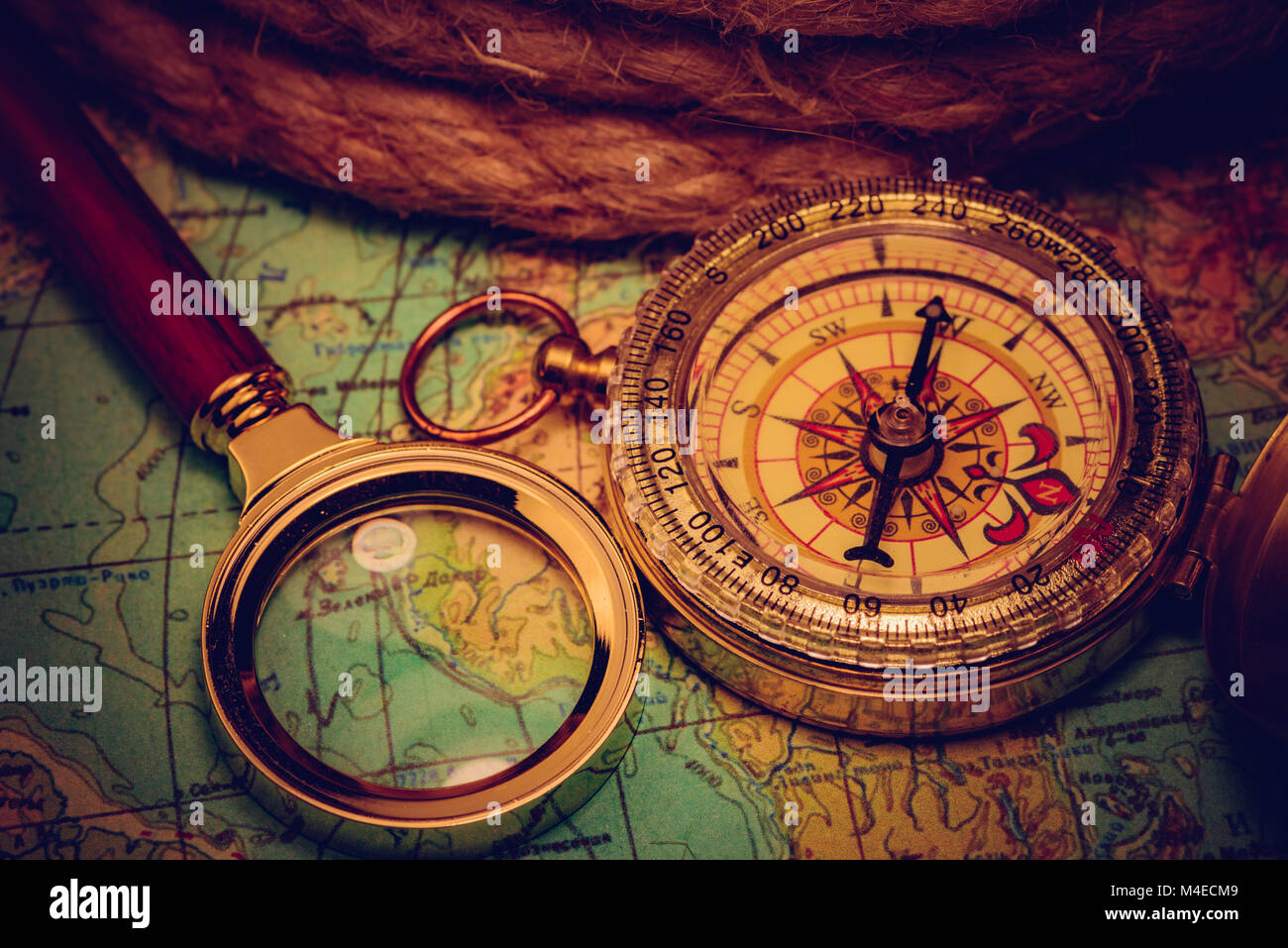 Brass compass cover hi-res stock photography and images - Alamy