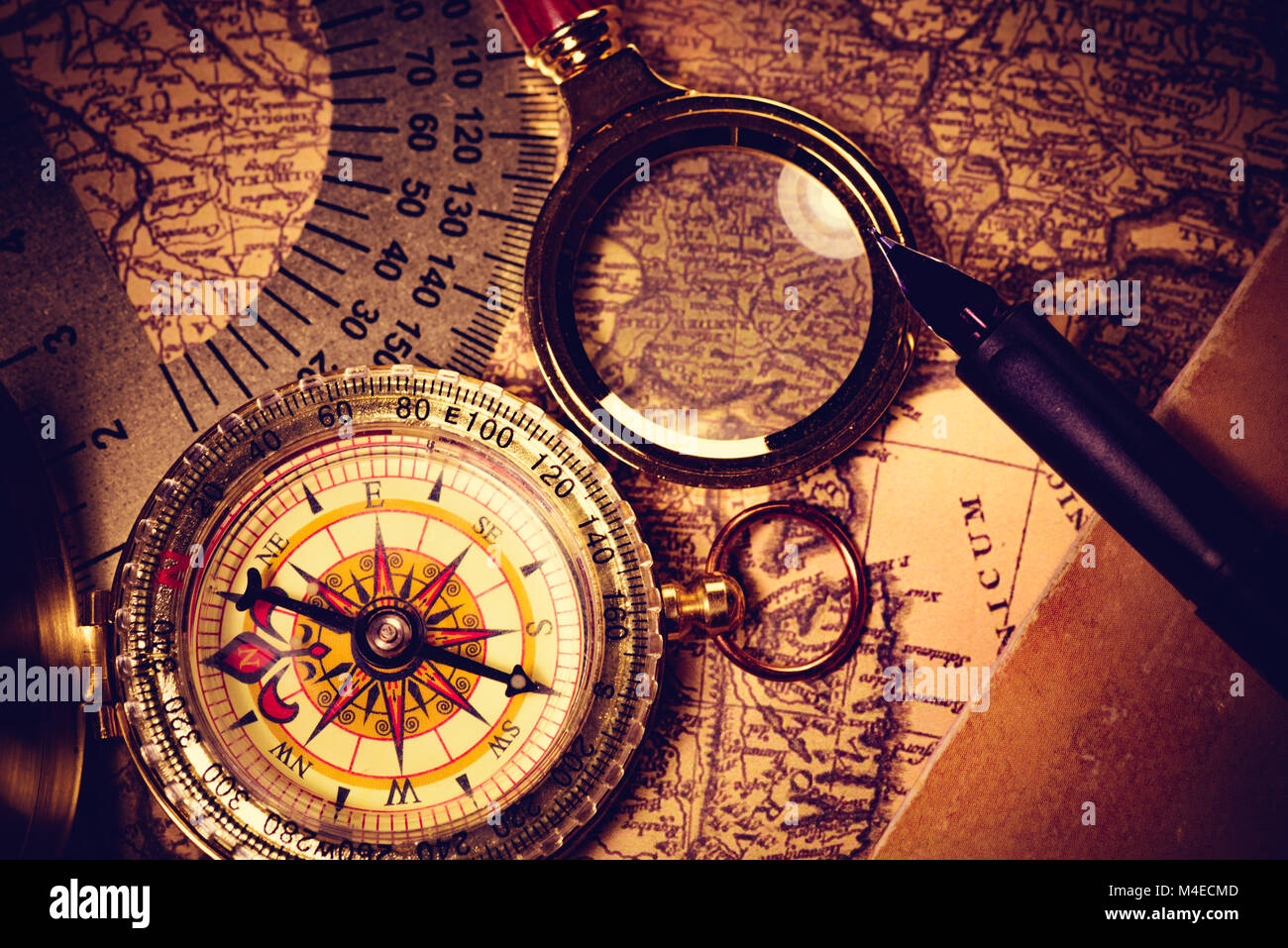 Brass compass cover hi-res stock photography and images - Alamy