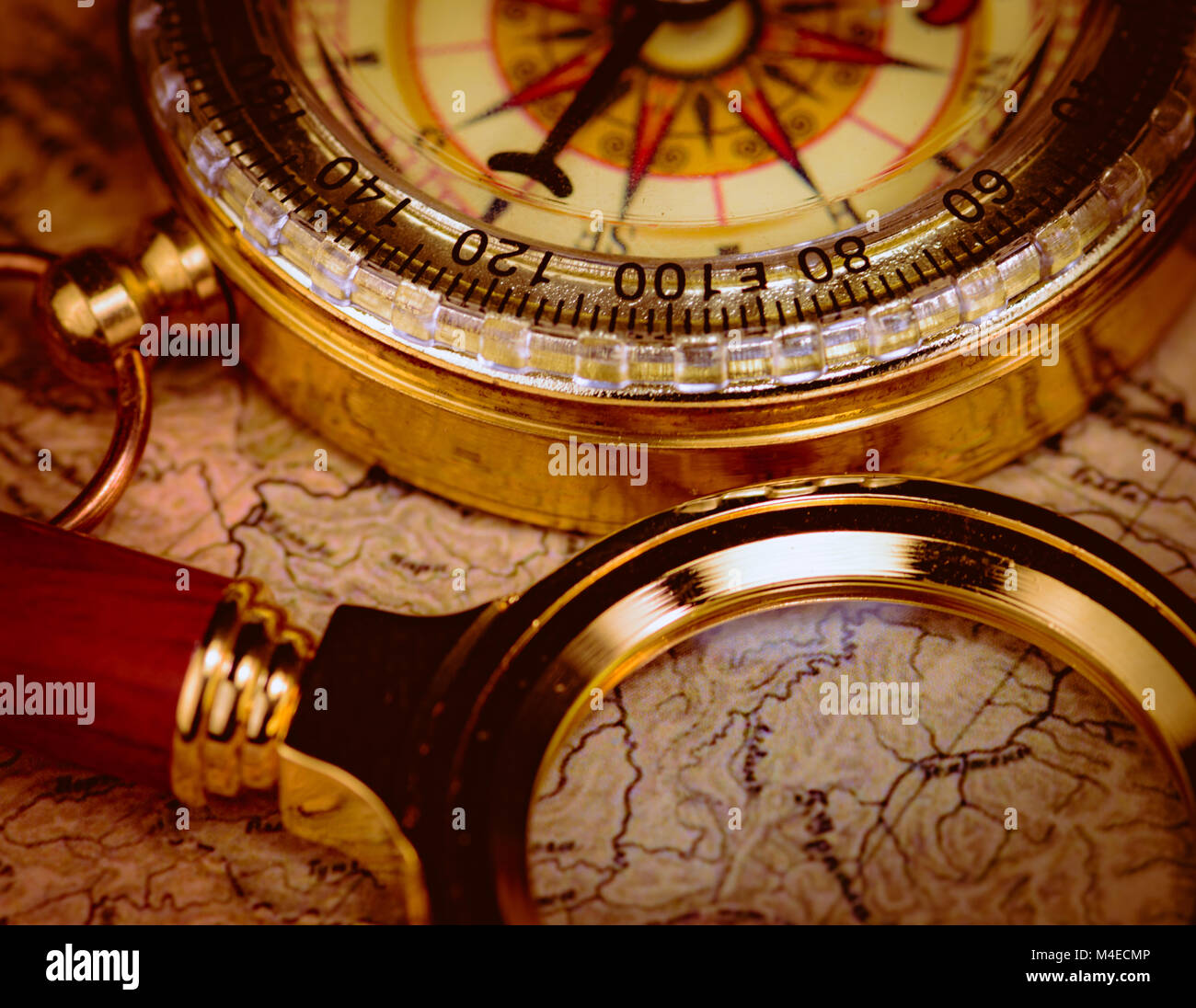 Brass compass cover hi-res stock photography and images - Alamy