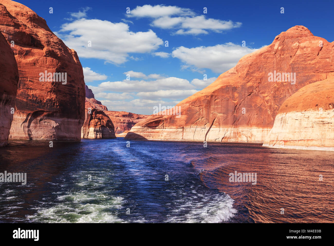 Colorado river boat hi-res stock photography and images - Alamy
