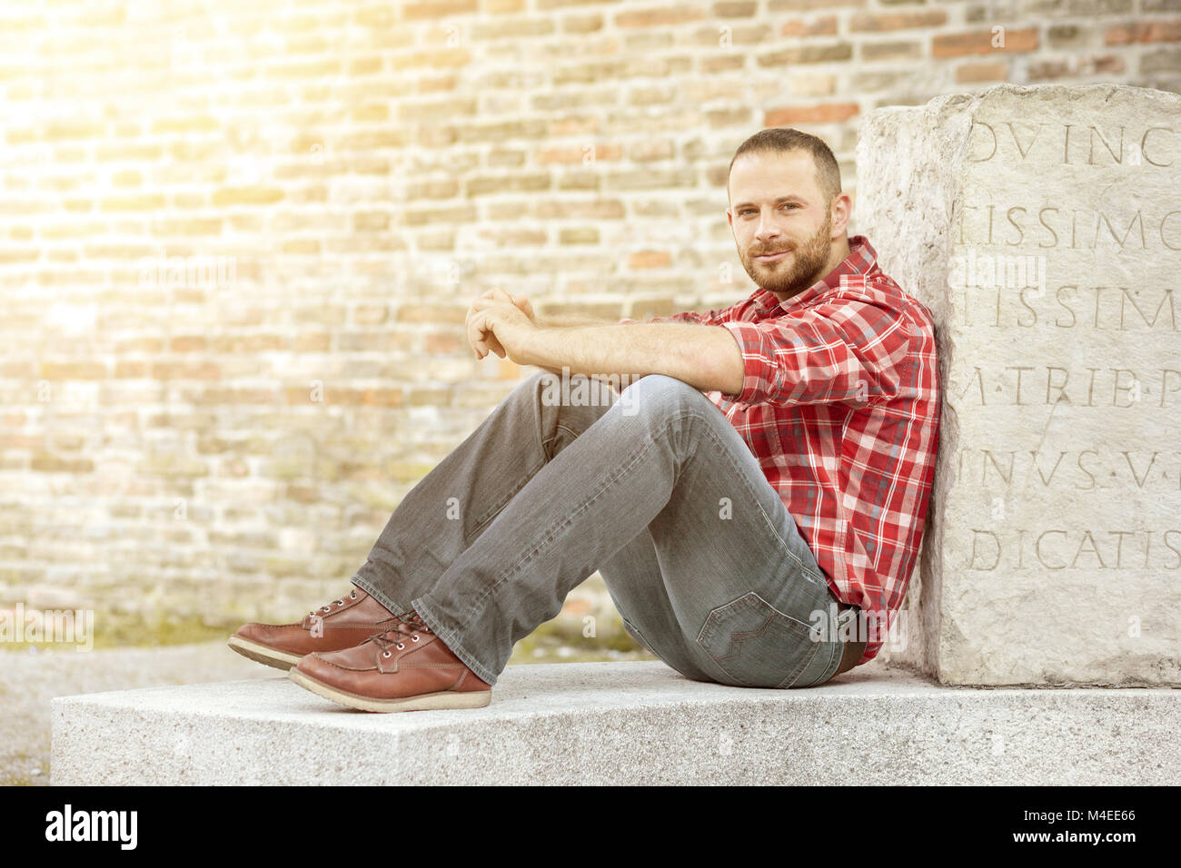 Man standing outside hi-res stock photography and images - Alamy