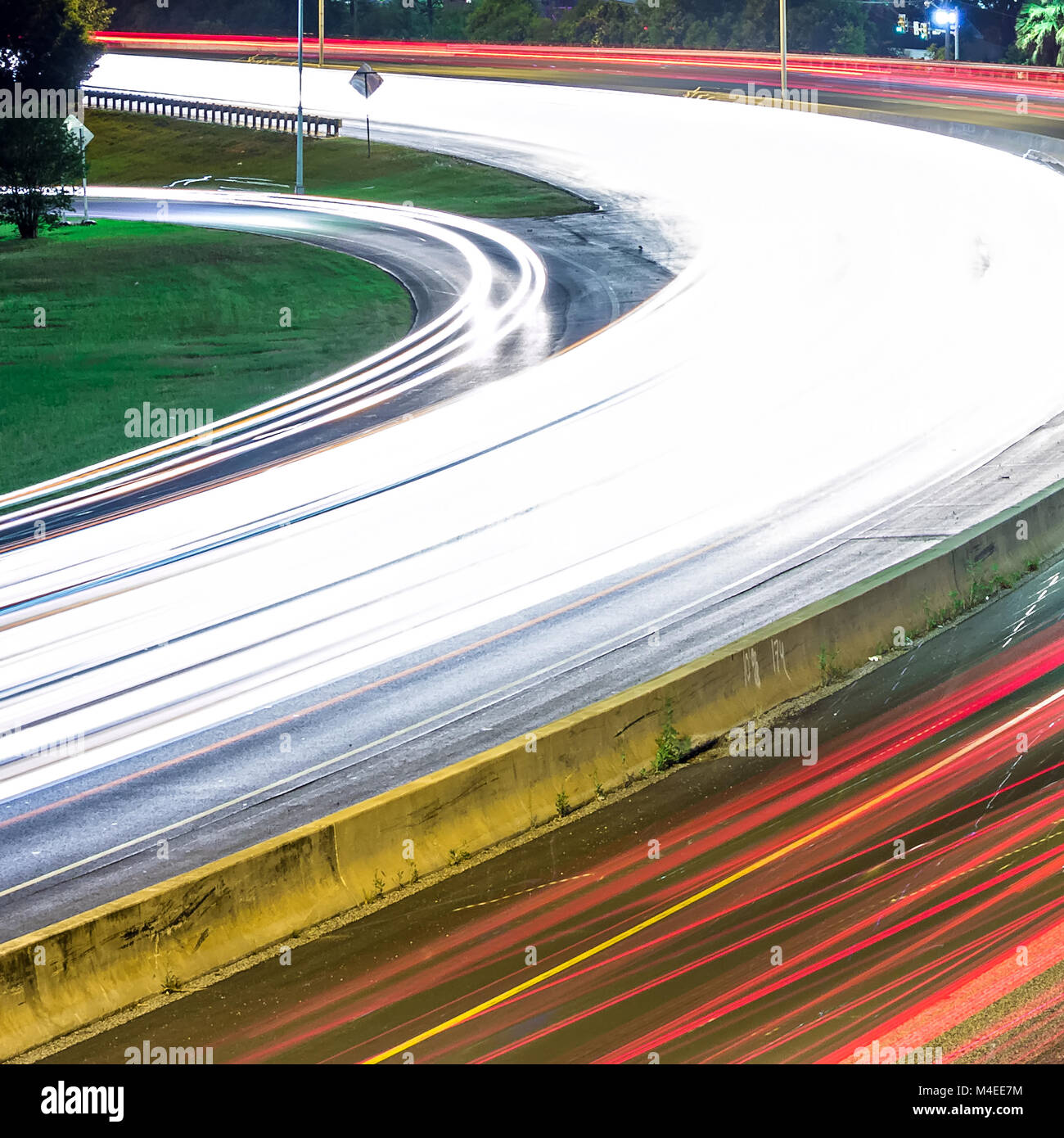 cars traffic commute on highway at night Stock Photo - Alamy