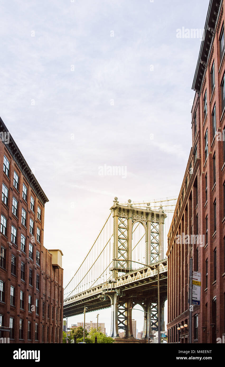 NYC Manhattan Bridge Stock Photo - Alamy