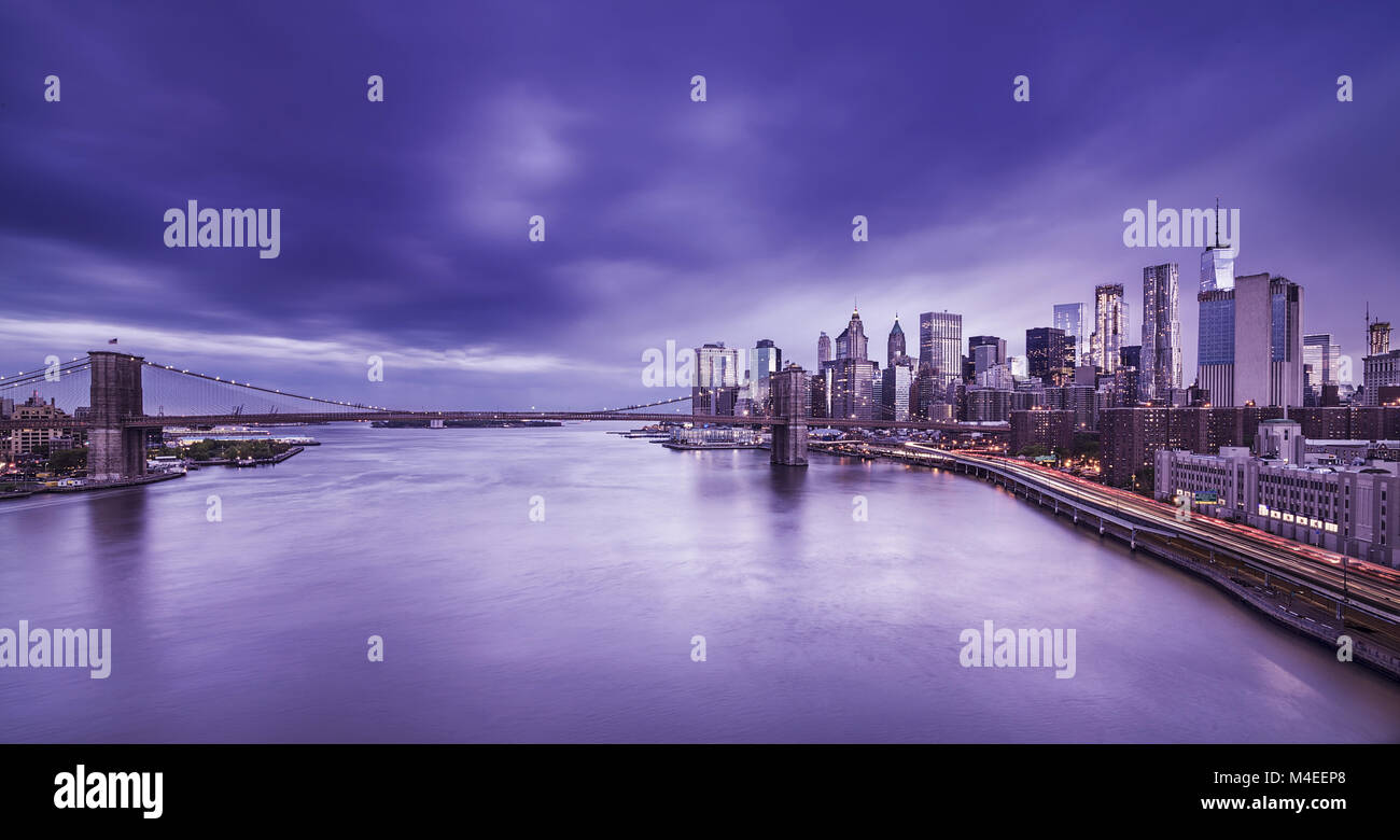 Brooklyn Bridge with Manhattan Skyline Stock Photo - Alamy