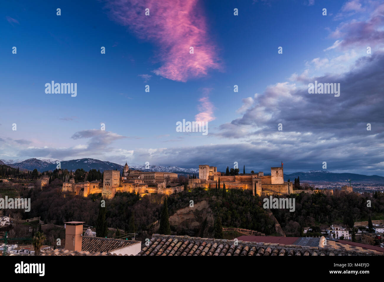 Granada sunset skyline hi-res stock photography and images - Alamy