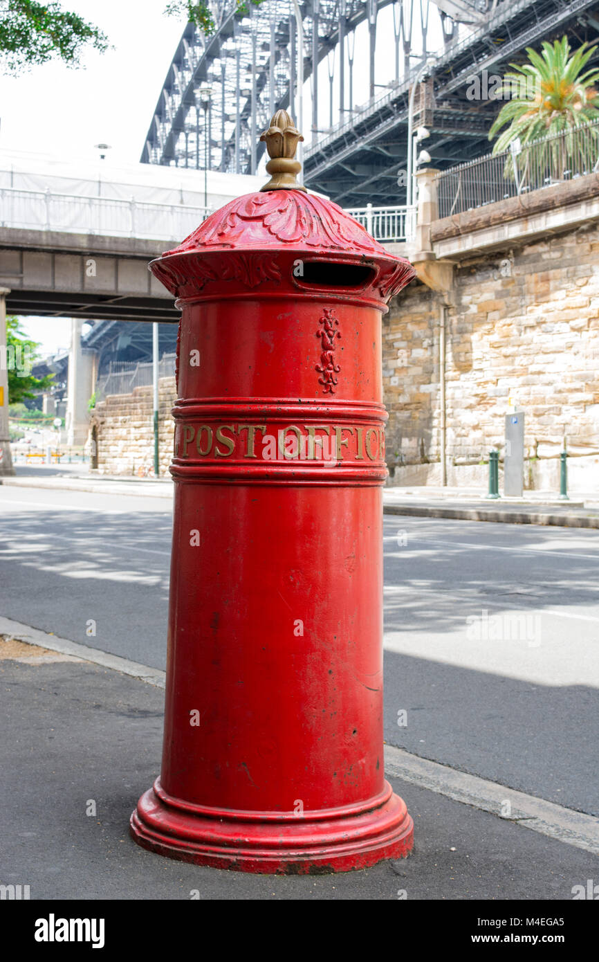 Australian post red post box hi-res stock photography and images - Alamy