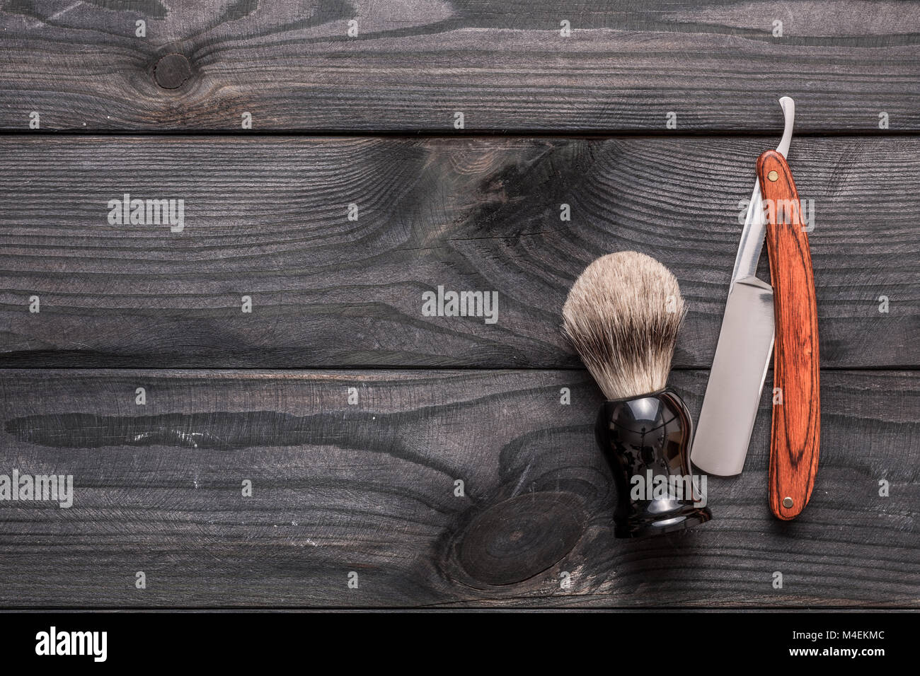 Vintage barber shop tools on wooden background Stock Photo - Alamy