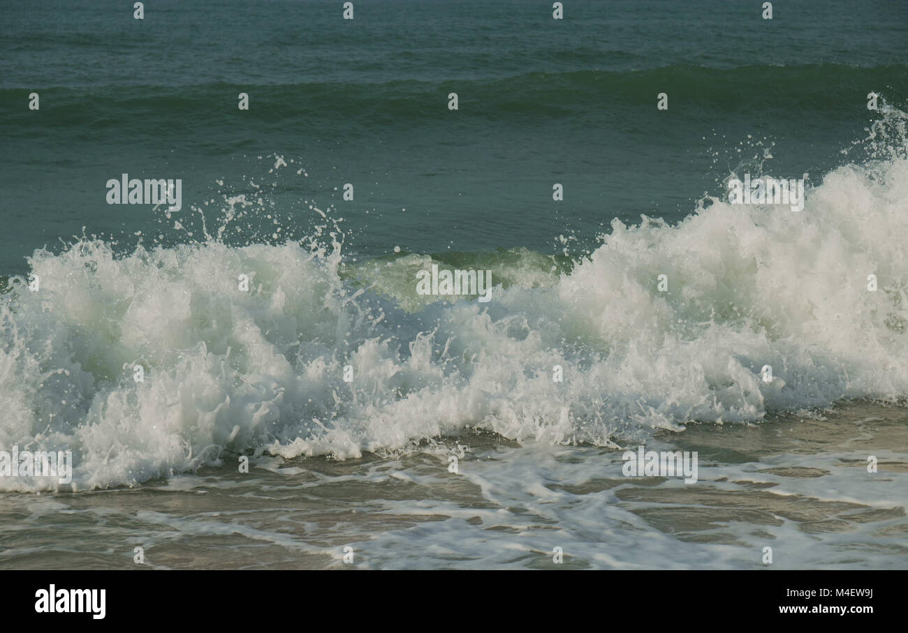 Beautiful waves of South China Sea on Dadonghai beach Stock Photo - Alamy